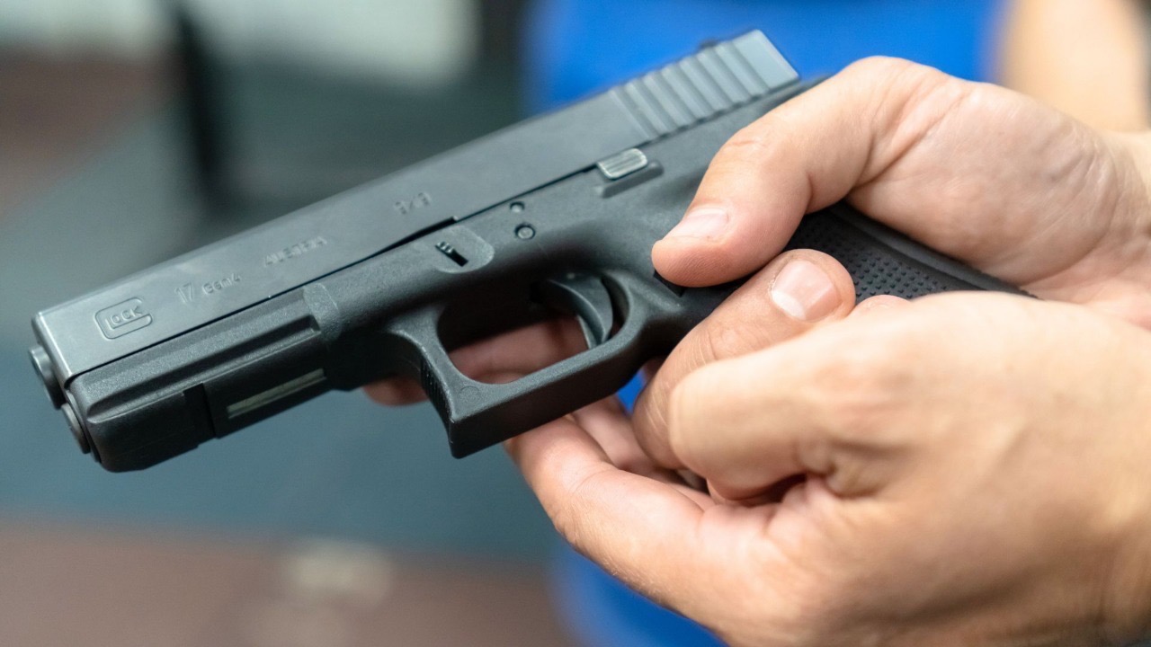 Illinois lawmakers consider ban on Glock-style handguns – Wilderness ...